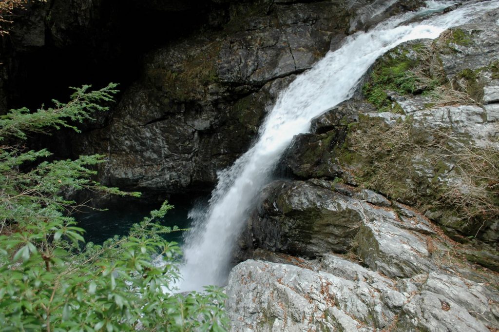 Mitarai Valley, famous for its natural beauty | KANSAI NARA Treasure ...