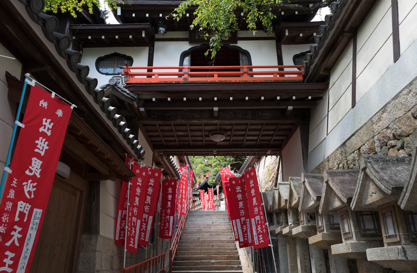 Mt. Shigi, The Popular Place for Temple Lodging | KANSAI NARA Treasure ...