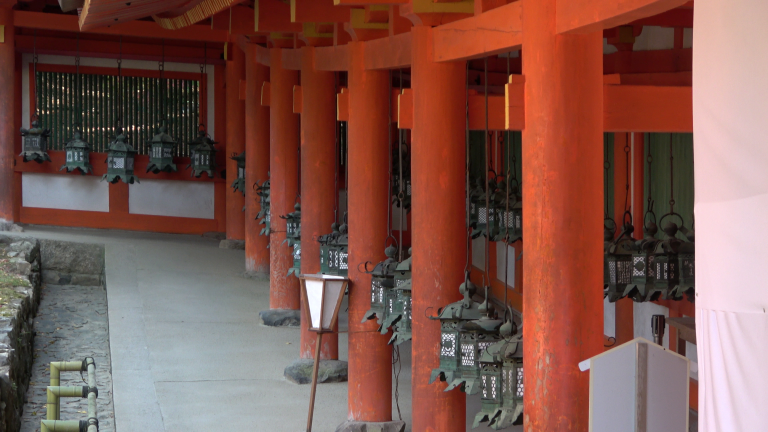 The Roots of the Vermilion Red Color Used in Japan's Shrines and ...